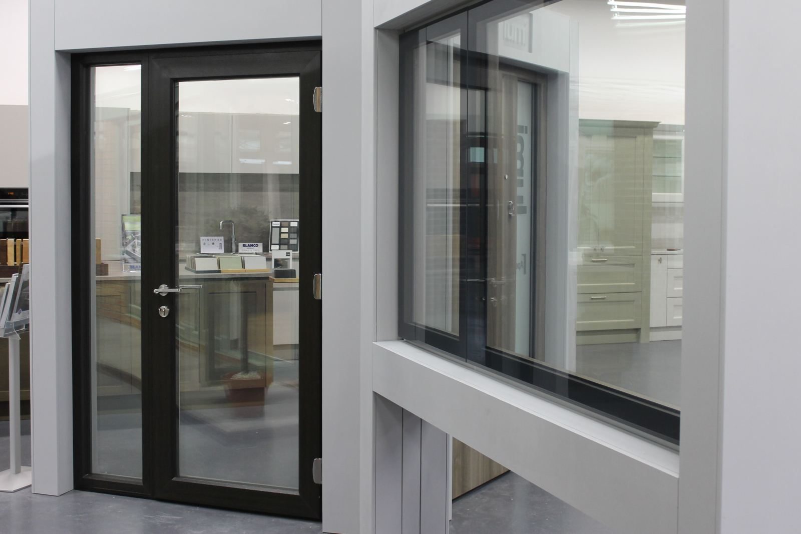 Scottish showroom statement - Glass Times