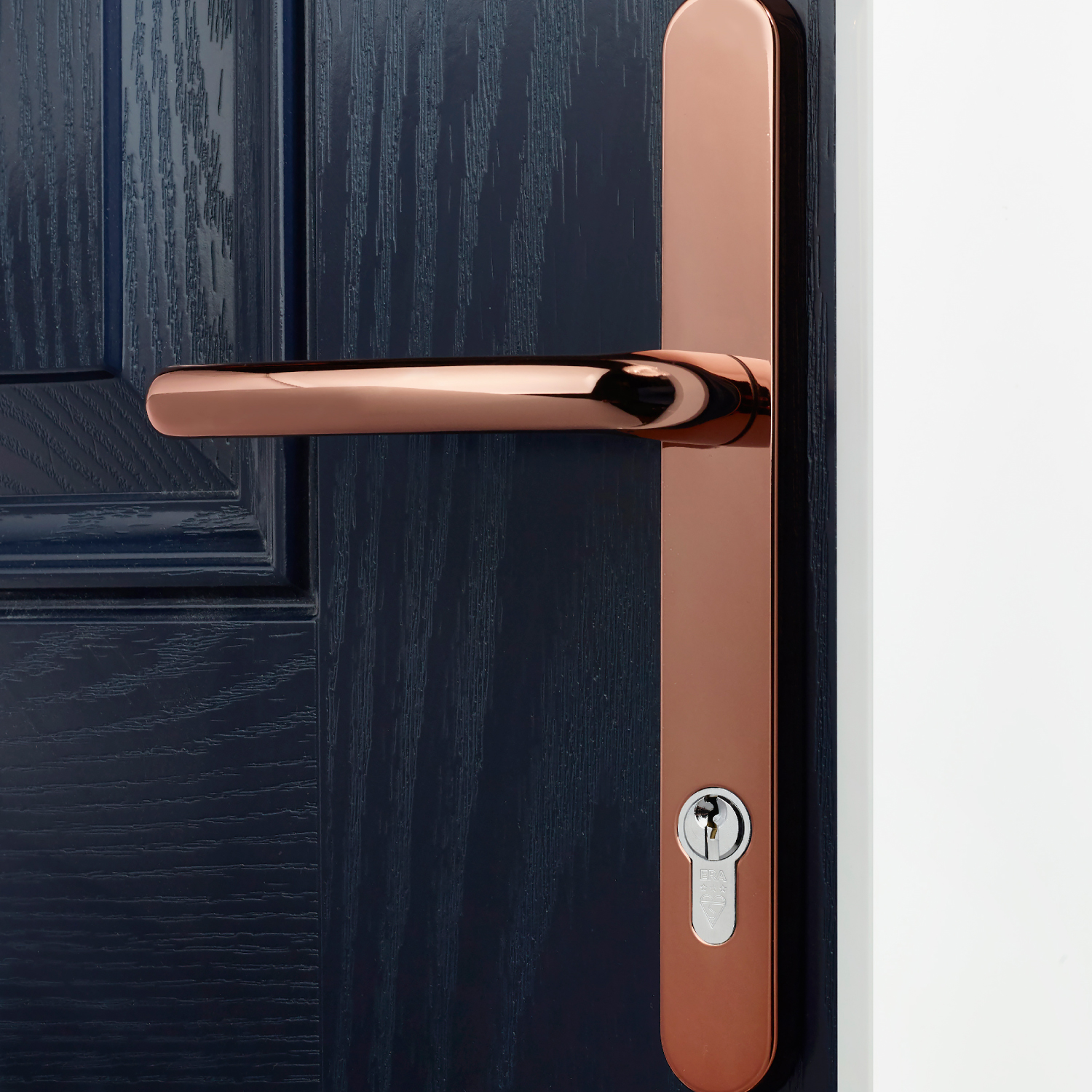 Rose gold finish - Glass Times