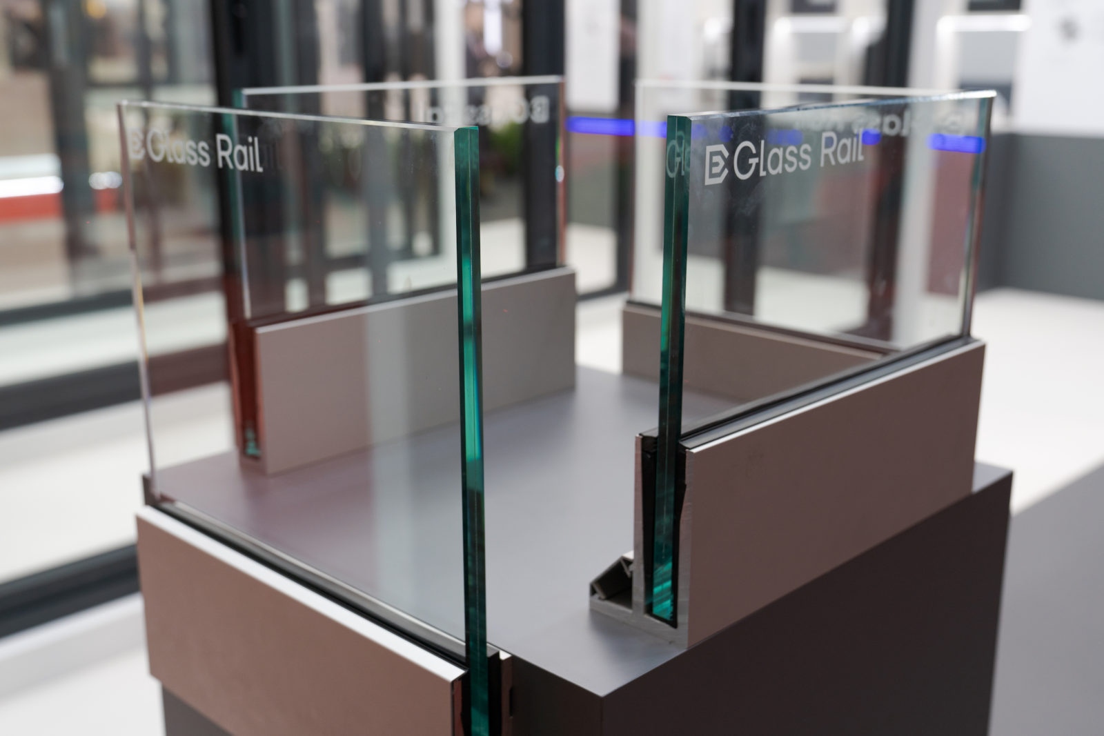 Glass Rail: the next step in the wall-of-glass revolution - Glass Times