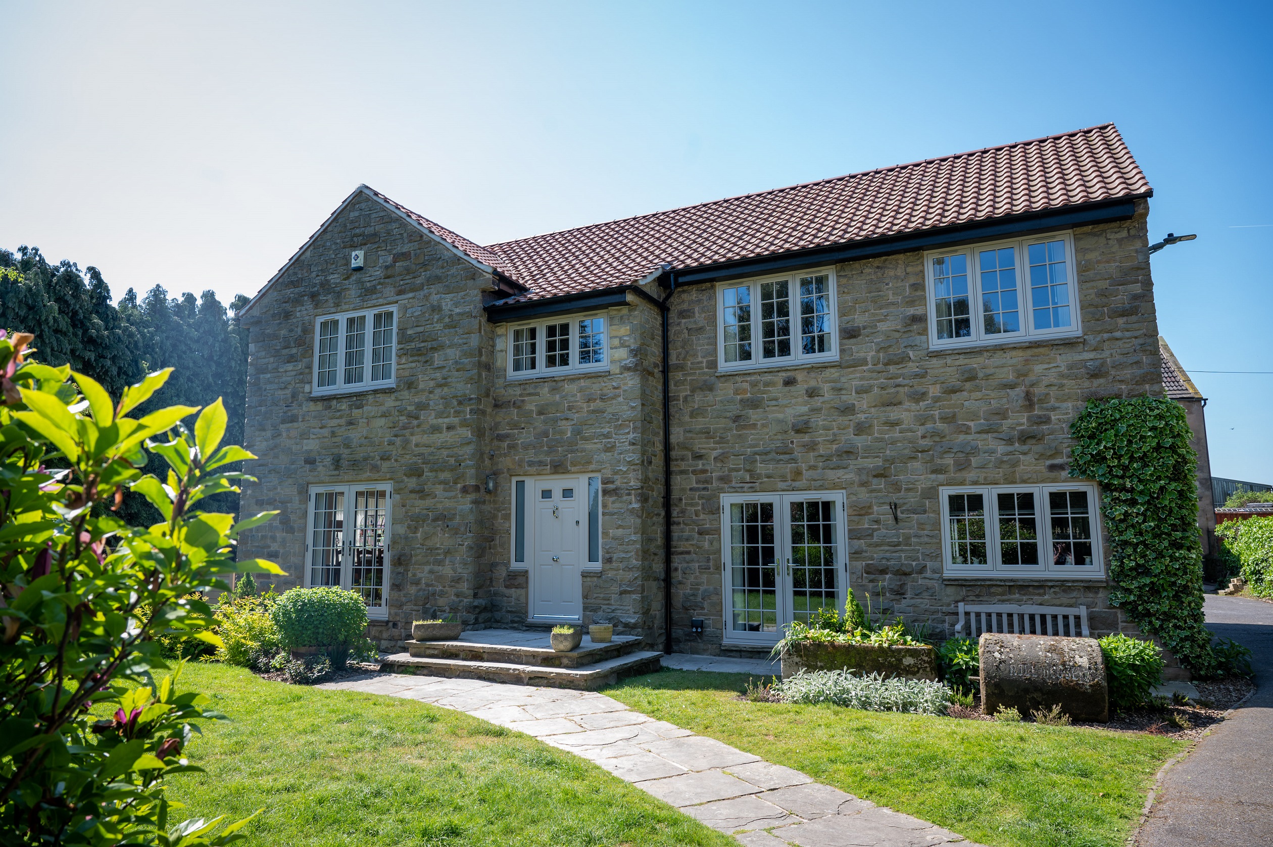 R9 windows complete rural renovation - Glass Times