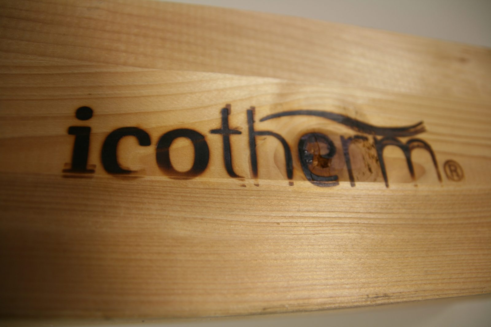 A roof for all applications - Glass Times