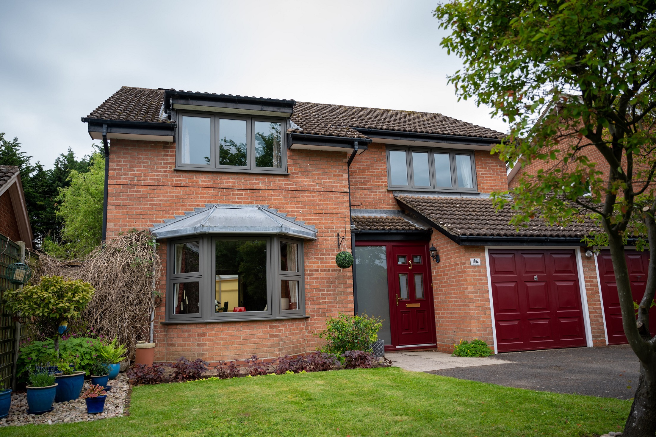 Residence 7 upgrades 1970s property - Glass Times