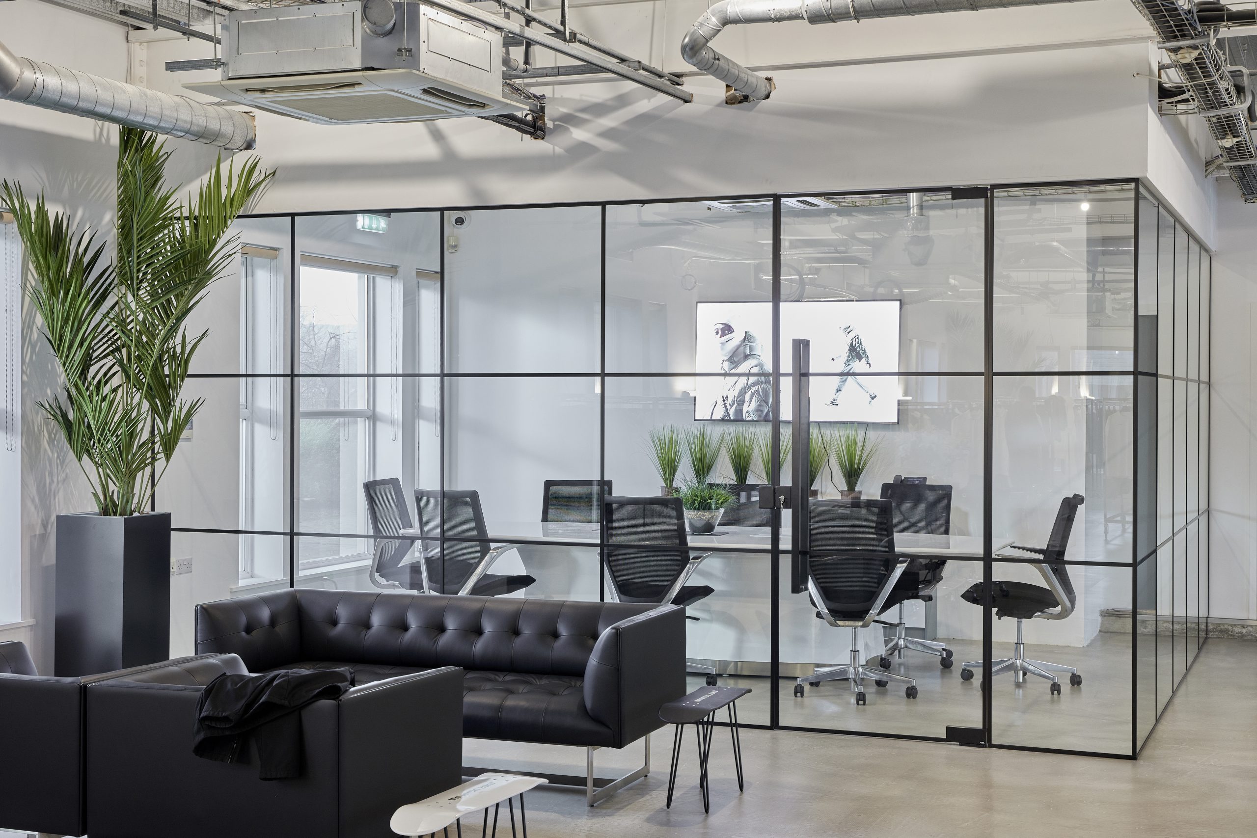 Enhance office space with CRL solutions - Glass Times
