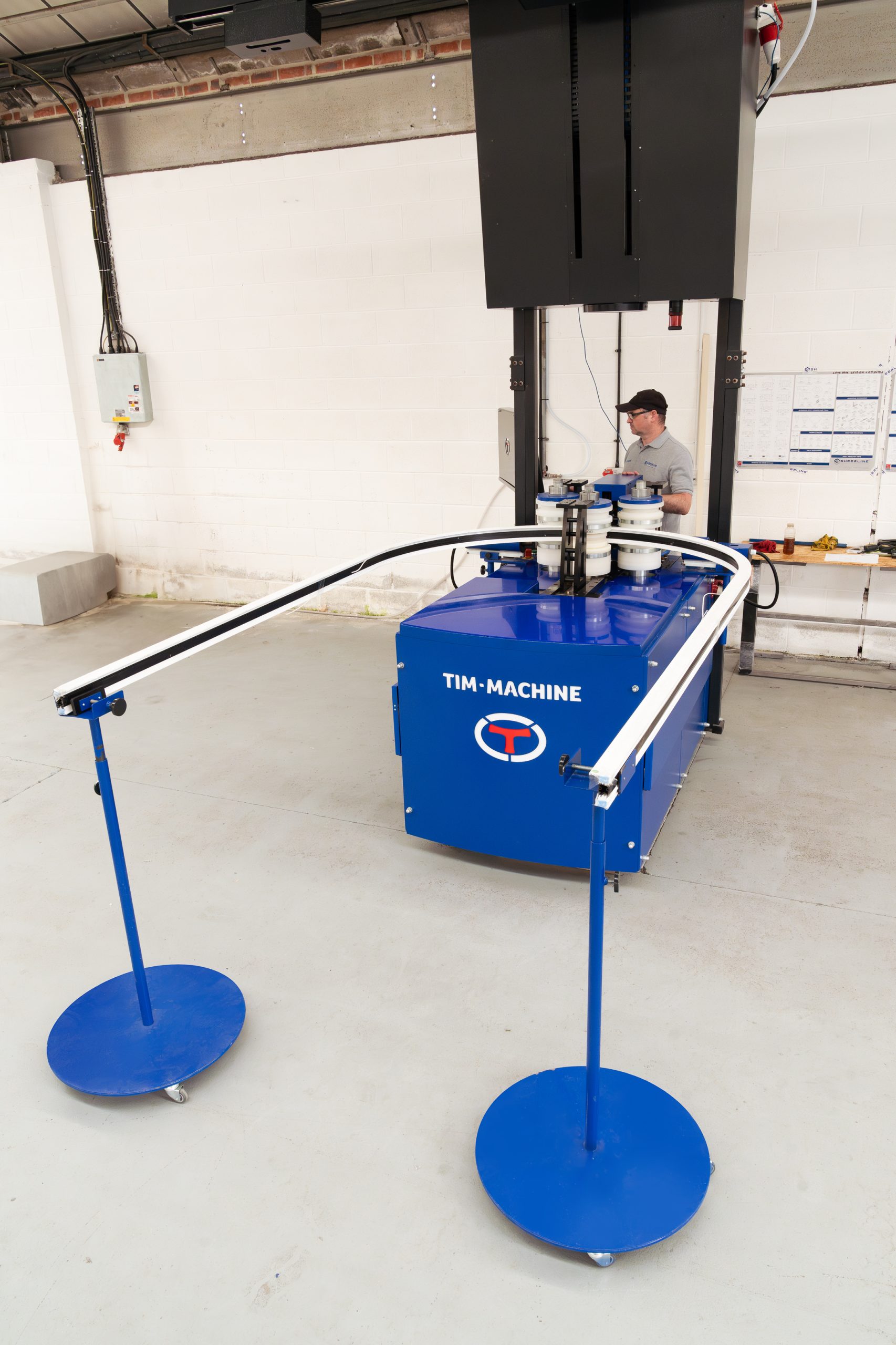 Sheerline introduces in-house profile bending - Glass Times