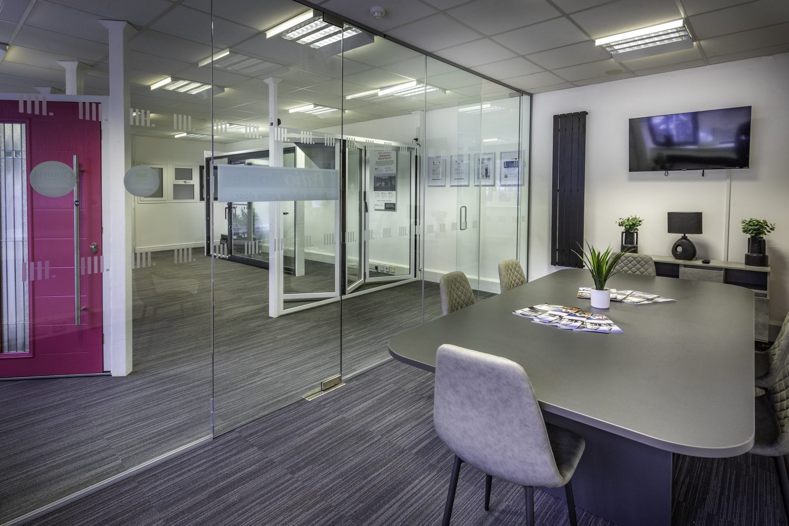 Yale and Heritage Trade Frames celebrate partnership - Glass Times